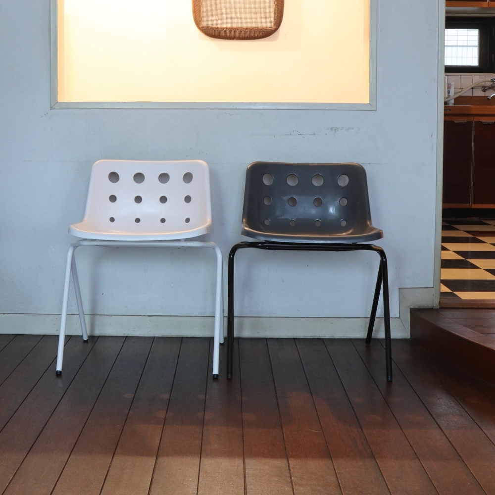 Robin Day / Polo Chair / White - organ-online.com Robin Day / Polo Chair / White - organ-online.com