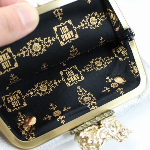 ANNASUI アナスイ ファンタジア 2つ折りがま口財布 シルバー ANNASUI アナスイ ファンタジア 2つ折りがま口財布 シルバー